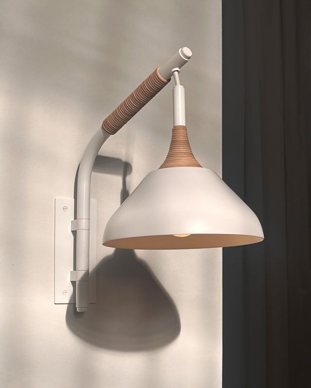 Pelle — Lighting
