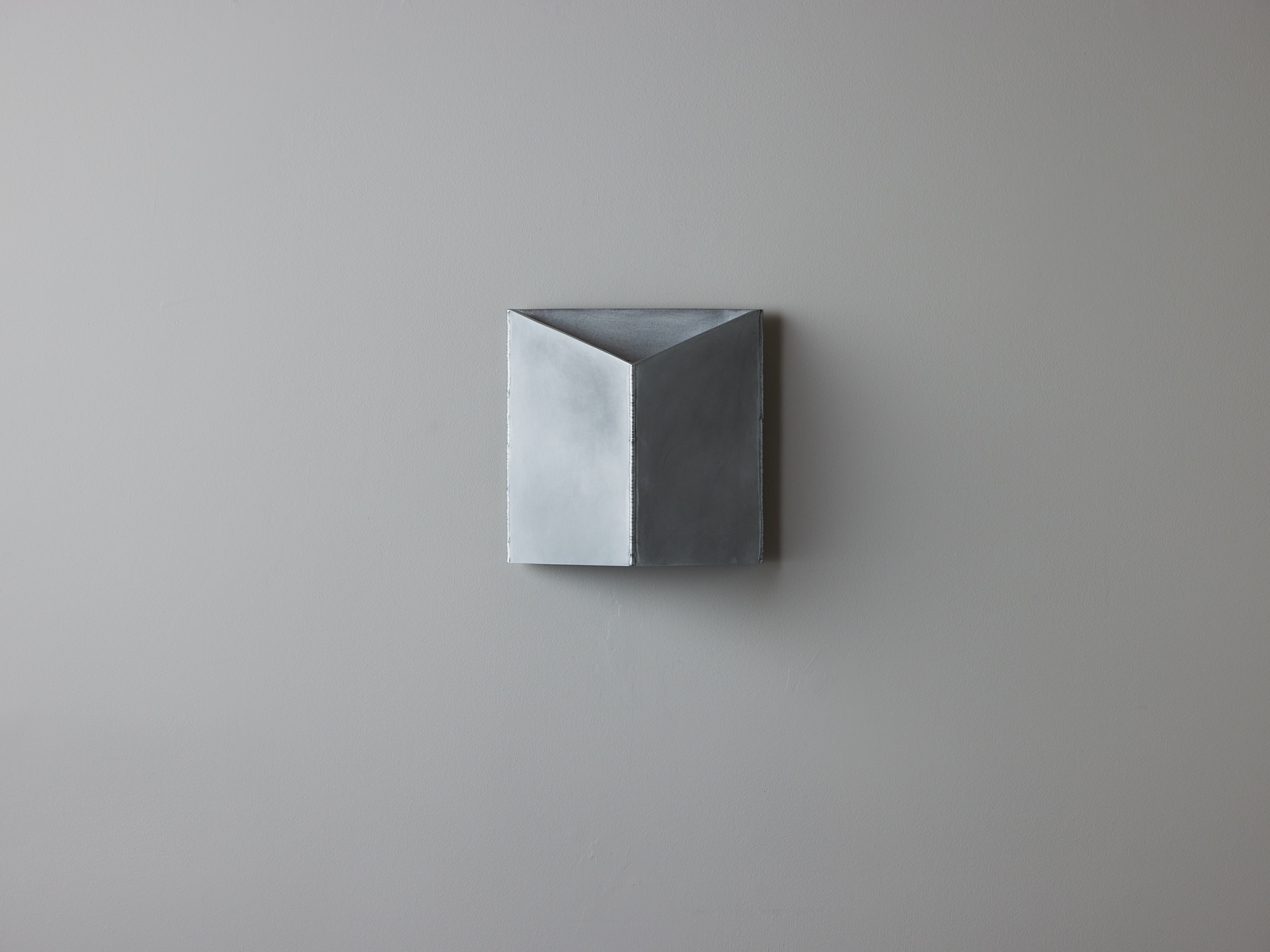 PELLE — Helm Wall Sconce